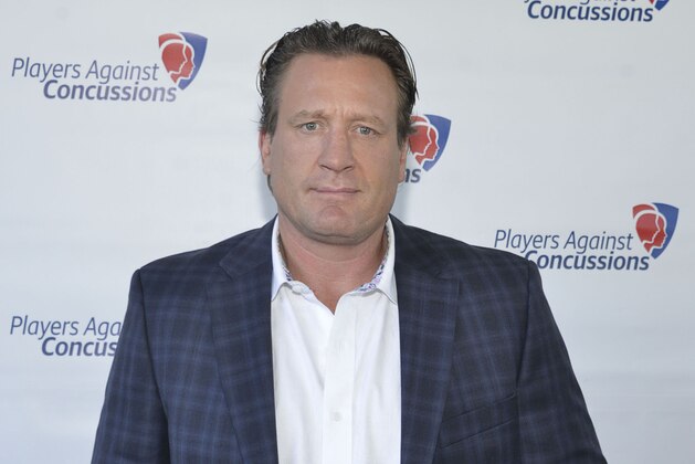 Jeremy Roenick Not Returning to NBC After Inappropriate Remarks About ...