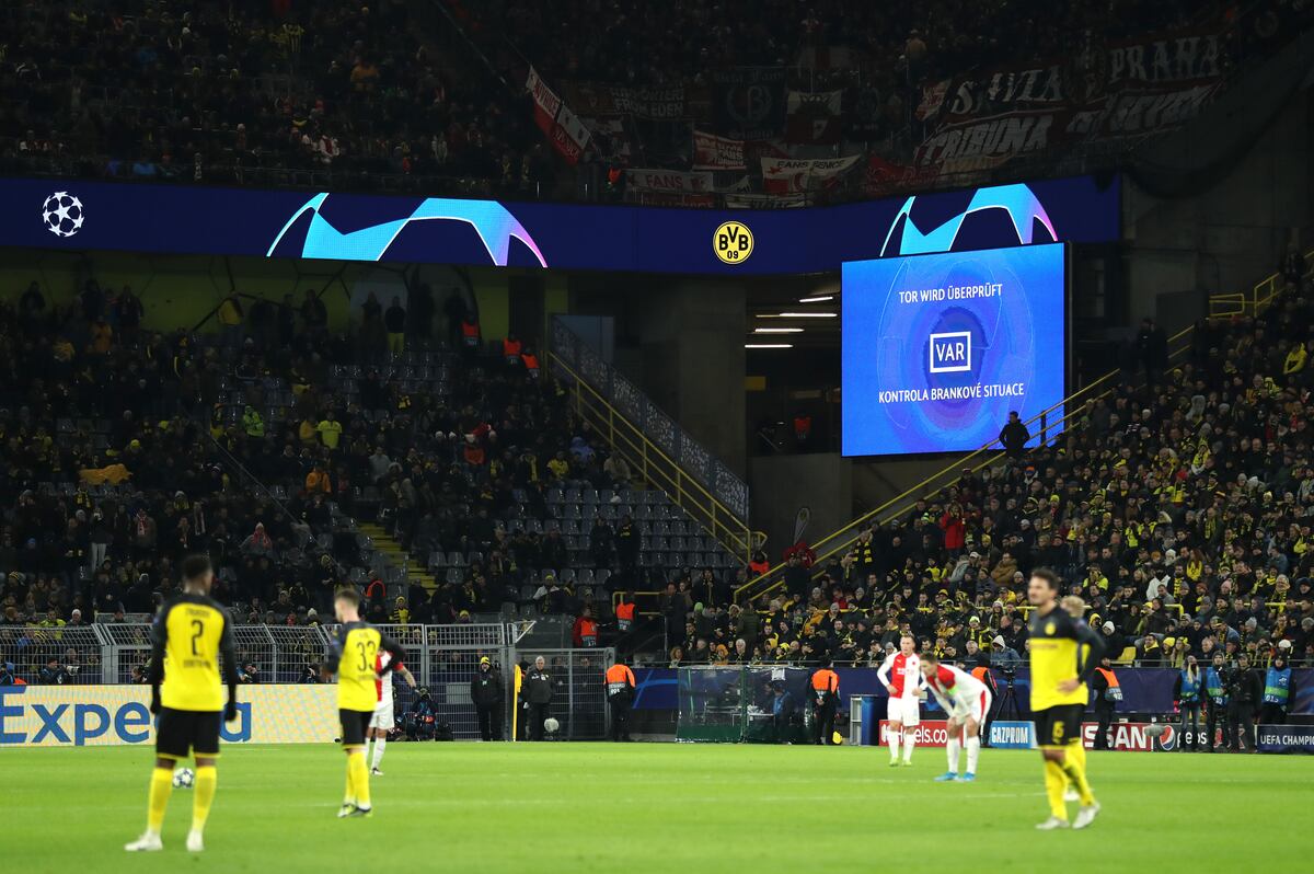 UEFA Confirm VAR to Be Used in Europa League 2020 Knockout Stages ...