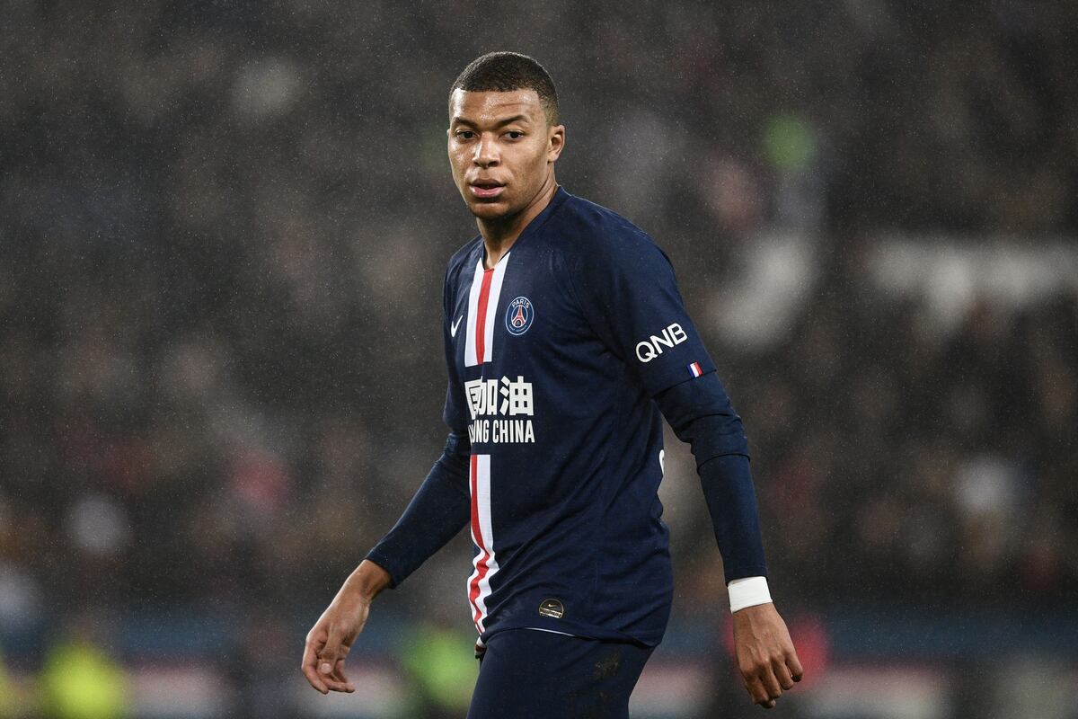 PSG's Kylian Mbappe Posts 'Afraid to Win?' on IG in Response to Fans ...