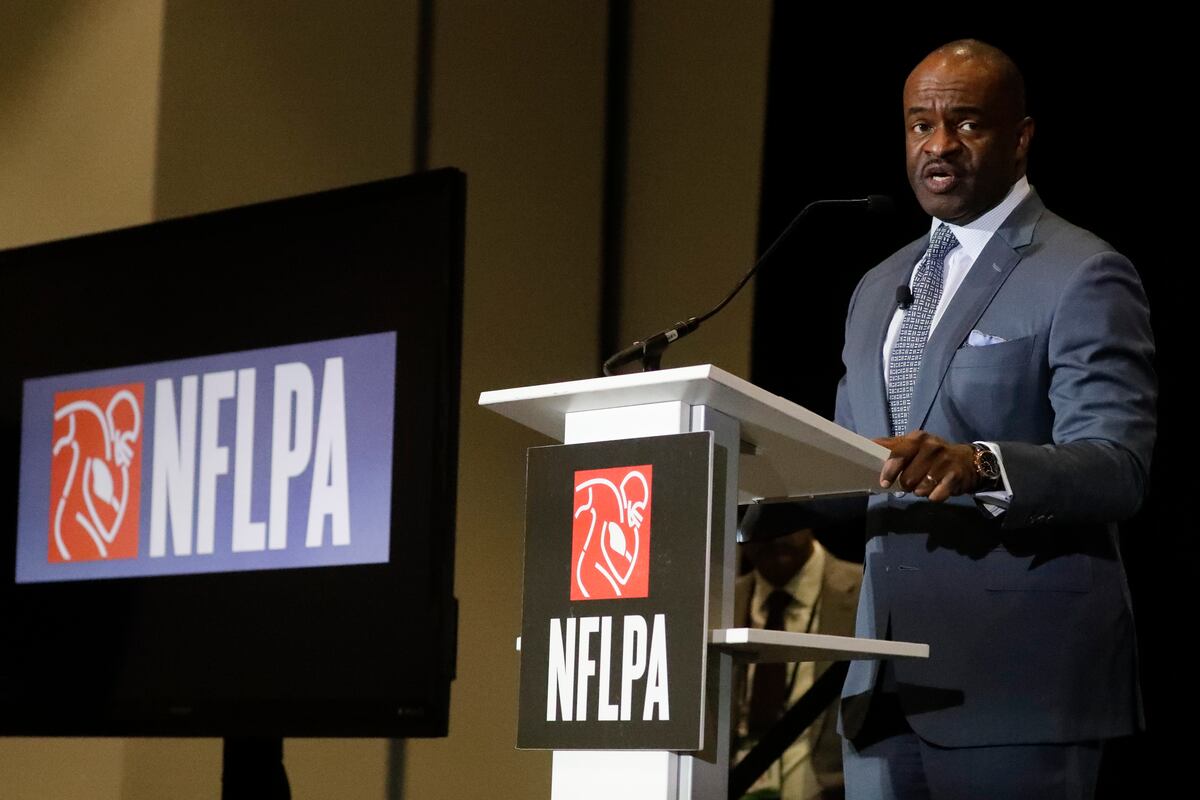 NFL Rumors: New CBA Proposal Sent to Players, Have 7 Days to Vote ...
