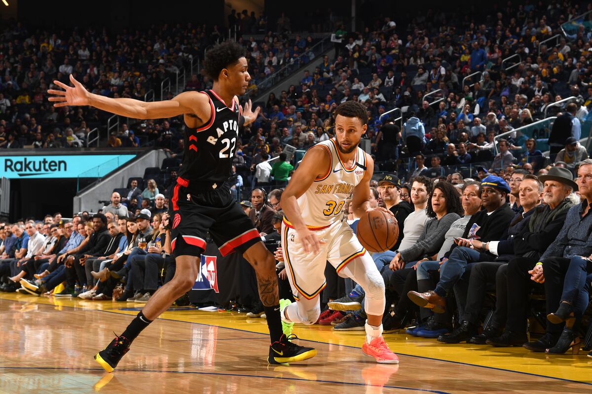 Steph Curry Scores 23 in Return from Hand Injury as Warriors Fall to Raptors | News, Scores ...