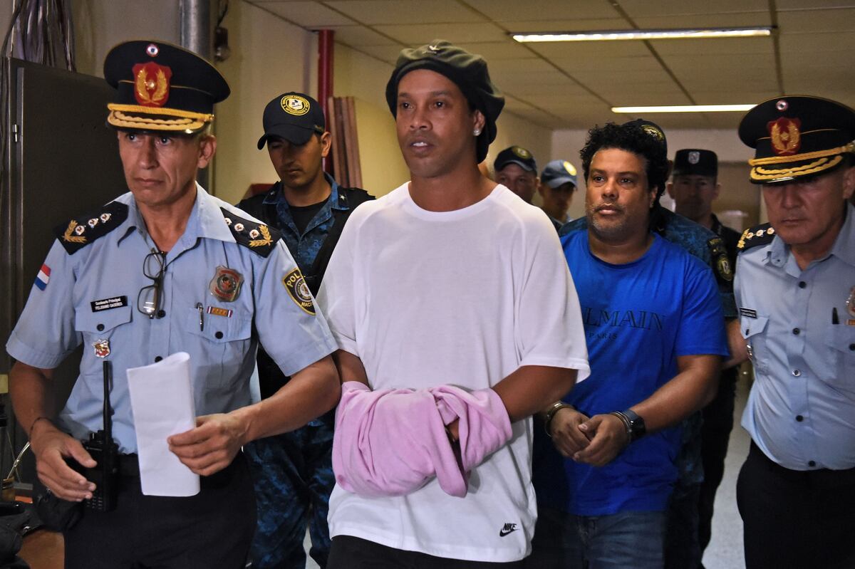 Ronaldinho's House Arrest Request Denied, May Spend 6 Months in Jail ...