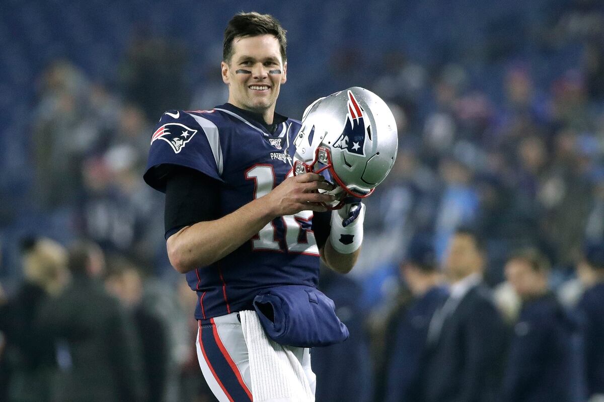 Report: Tom Brady 'Seriously' Considered Leaving Patriots Camp Due to ...