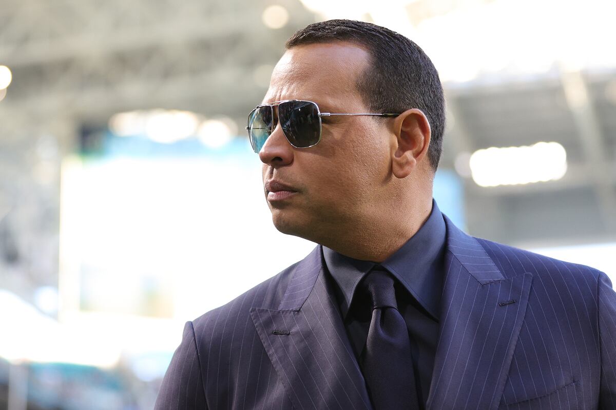 Alex Rodriguez Announces 'A-Rod Baseball Bunch' Virtual Clinic amid ...