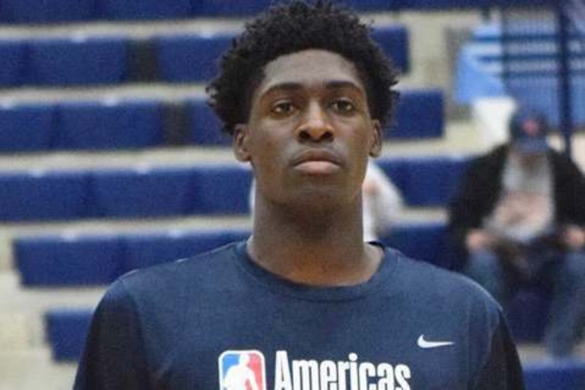 4-Star C Charles Bediako Commits to Alabama over Duke, Texas, More ...