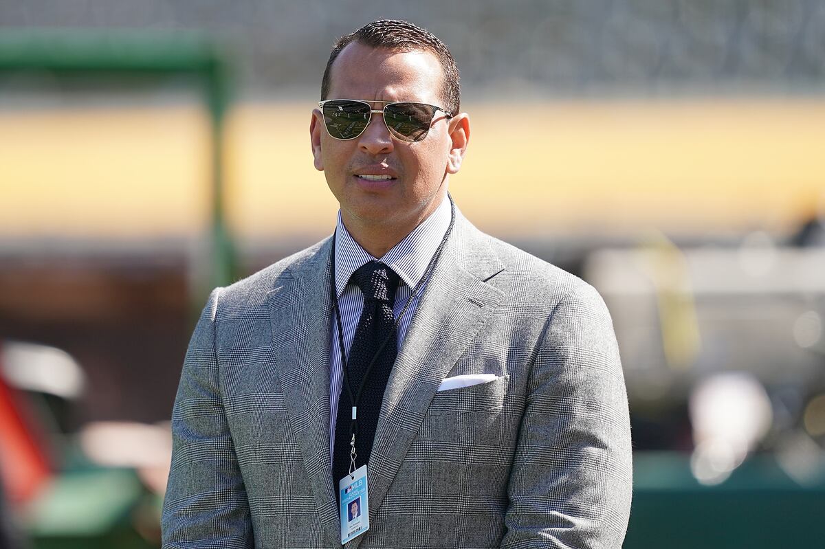 Report: President Trump Called Alex Rodriguez for Coronavirus Response ...