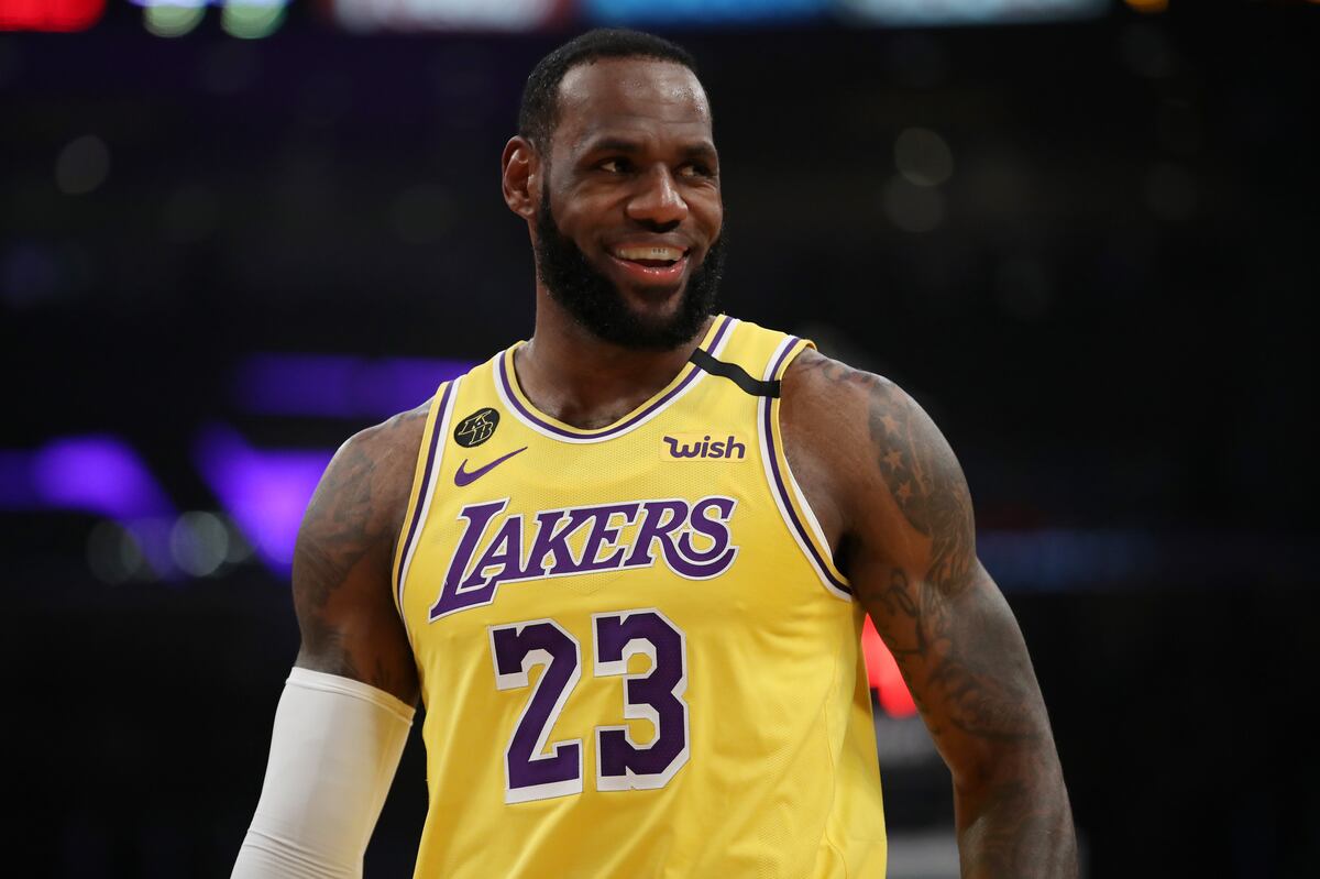 LeBron James: All-Time Lady Vols Team Would 'Smash' All-Time Gamecocks ...