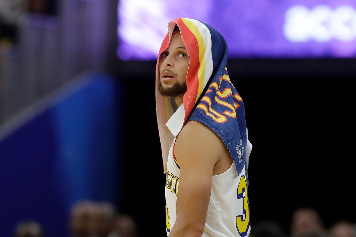 Video: Steph Curry Says Wife Ayesha Cut His Hair During NBA's ...