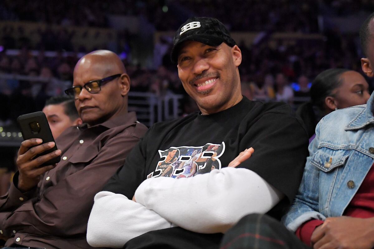 LaVar Ball Wants to Give NBA, NFL Players 40% of Profit from Their BBB ...