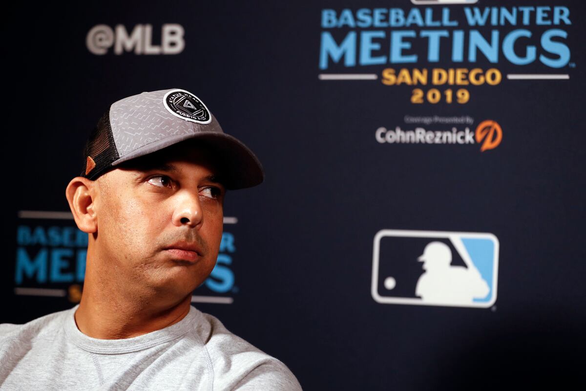 Alex Cora Deserves 2nd Chance at MLB Manager Job, Says Red Sox ...