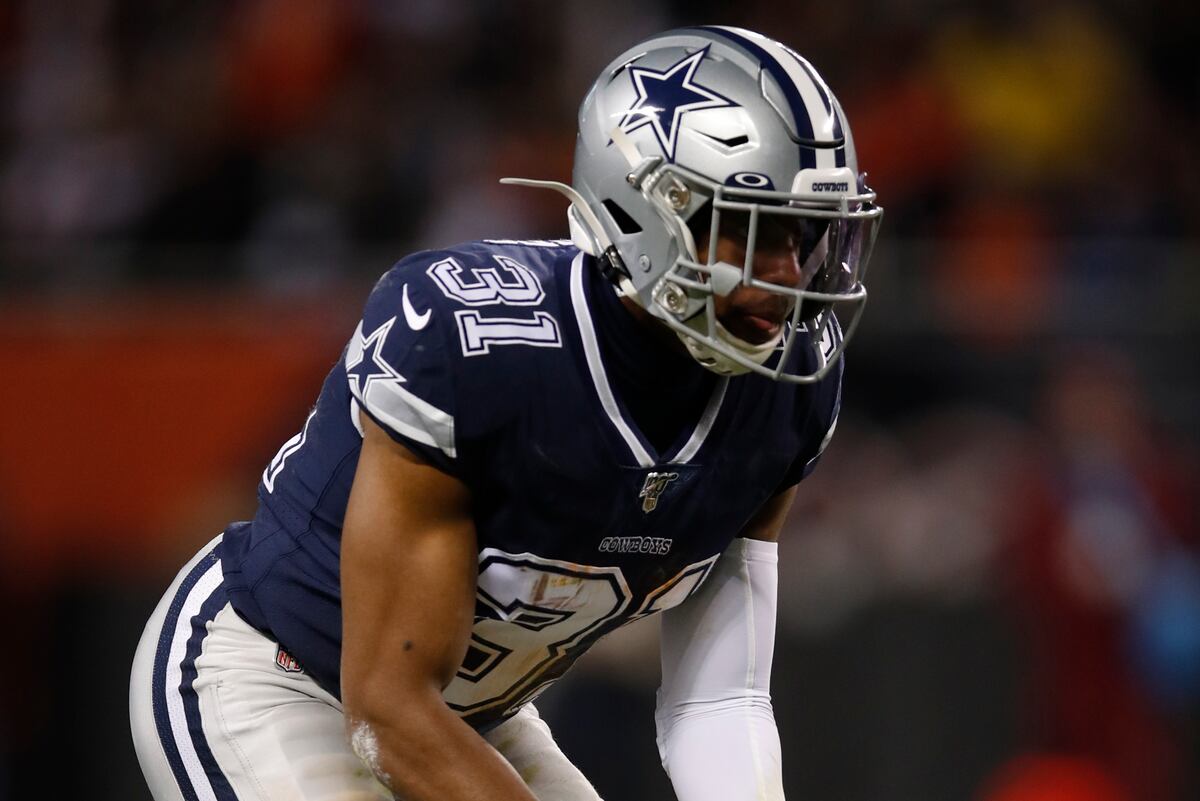 Dolphins' Byron Jones Gives Detailed Financial Advice to 2020 NFL Draft ...