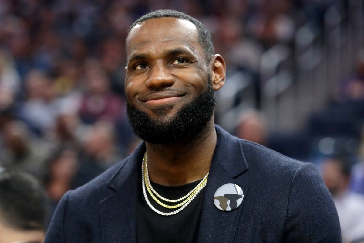 Lakers' LeBron James to Help Honor High School Class of 2020 with TV ...