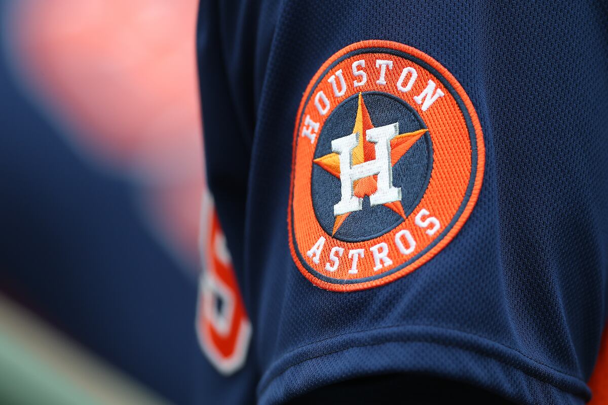 Astros Minor League Owner Bill Gladstone Dies from COVID-19 ...
