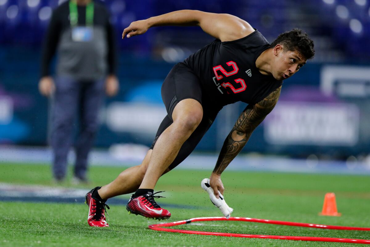 Cowboys Rookie and Cliff-Jumper Bradlee Anae Compares His Game to 'An ...