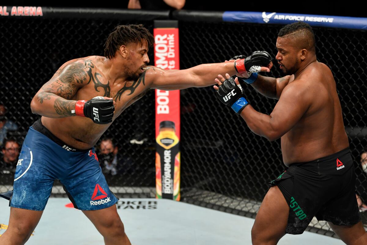 Greg Hardy Beats Yorgan De Castro via Unanimous Decision at UFC 249 ...