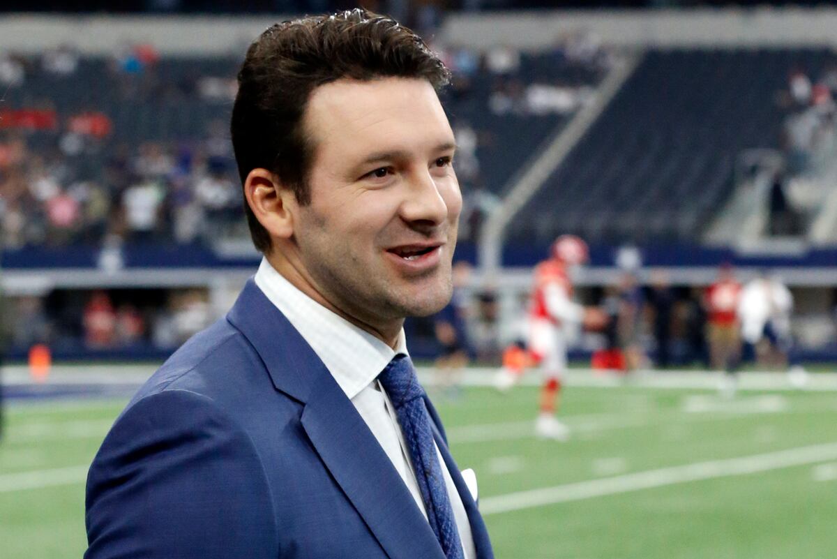 Tony Romo to Interview Sam Darnold, Josh Allen, Daniel Jones on CBS on ...