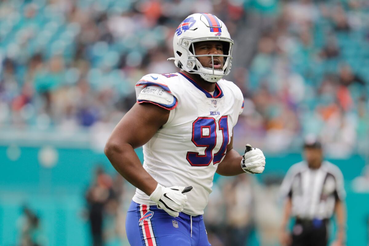 Report: Ed Oliver Still Participating in Bills' Offseason Program ...