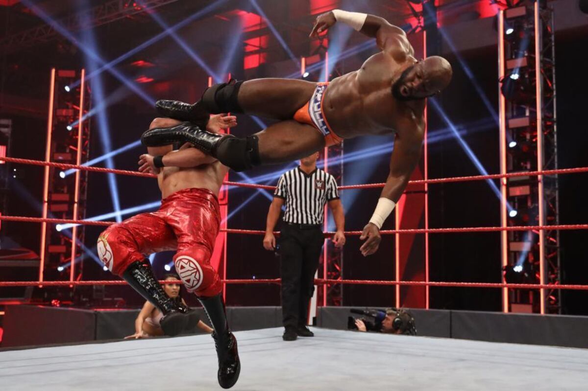 Apollo Crews Defeats Andrade to Become US Champion; 1st Career WWE ...