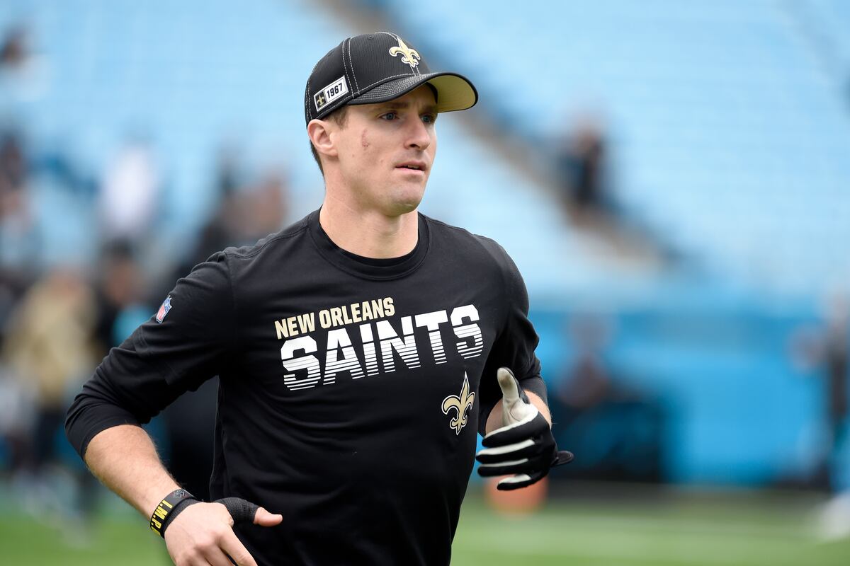 New Orleans Protesters Chant 'F--K Drew Brees' After Saints QB's Anthem ...