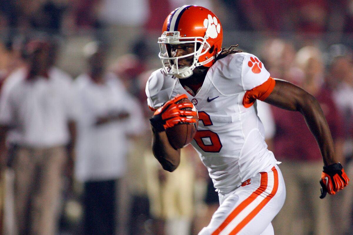 Deshaun Watson, DeAndre Hopkins Petition for Clemson to Rename Honors ...