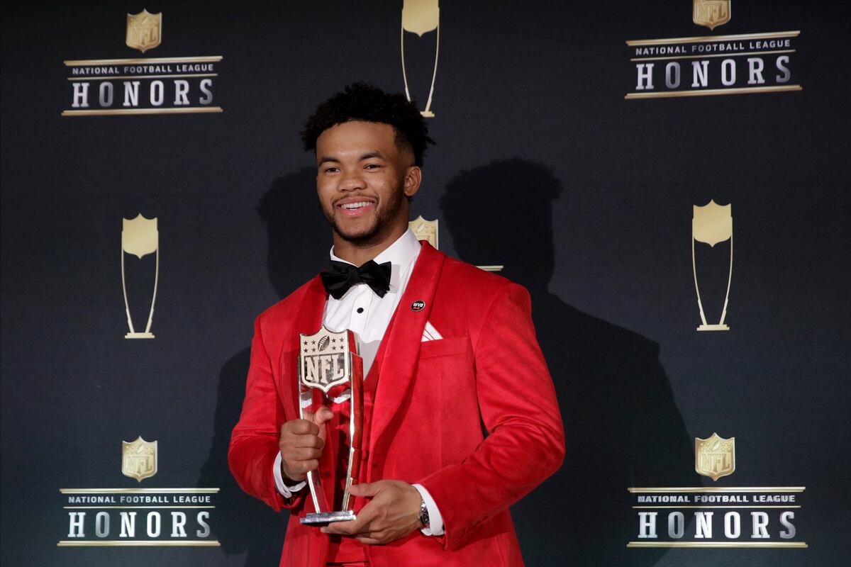 Cardinals' Kyler Murray Says He'll 'Definitely' Be Taking a Knee This ...