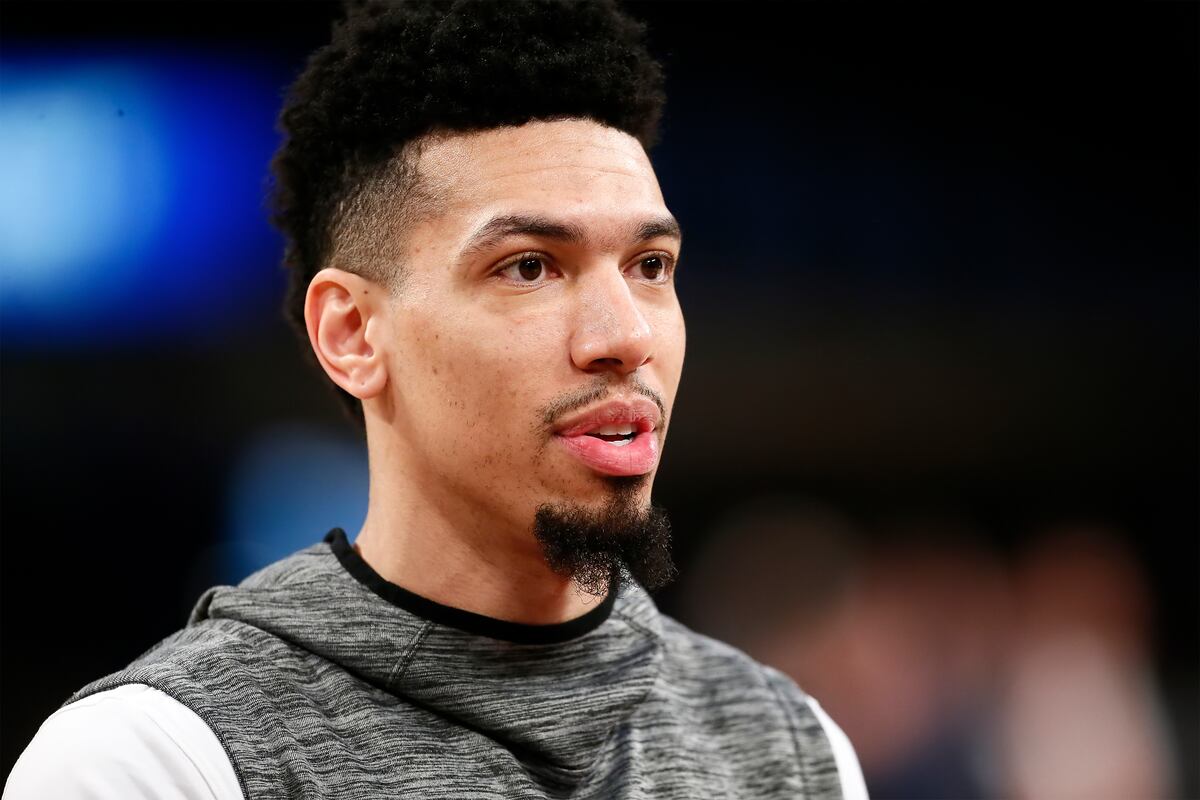 Lakers News: Danny Green Discusses JR Smith's Contract, Avery Bradley's ...