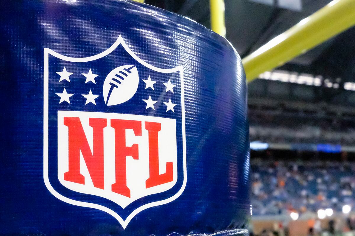 Report: NFLPA Proposes Reducing Rosters from 90 to 80 for Training ...