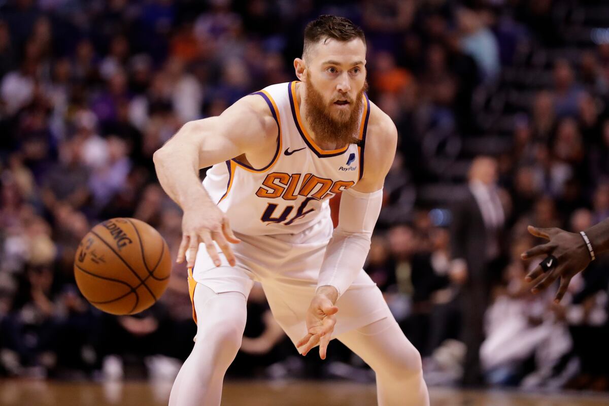 Aron Baynes Says He Tested Positive for COVID-19, Hopes to Join Suns in ...