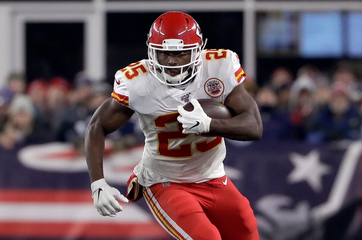 NFL Training Camp Roundup: Bucs Offense Gets Even Better with LeSean ...