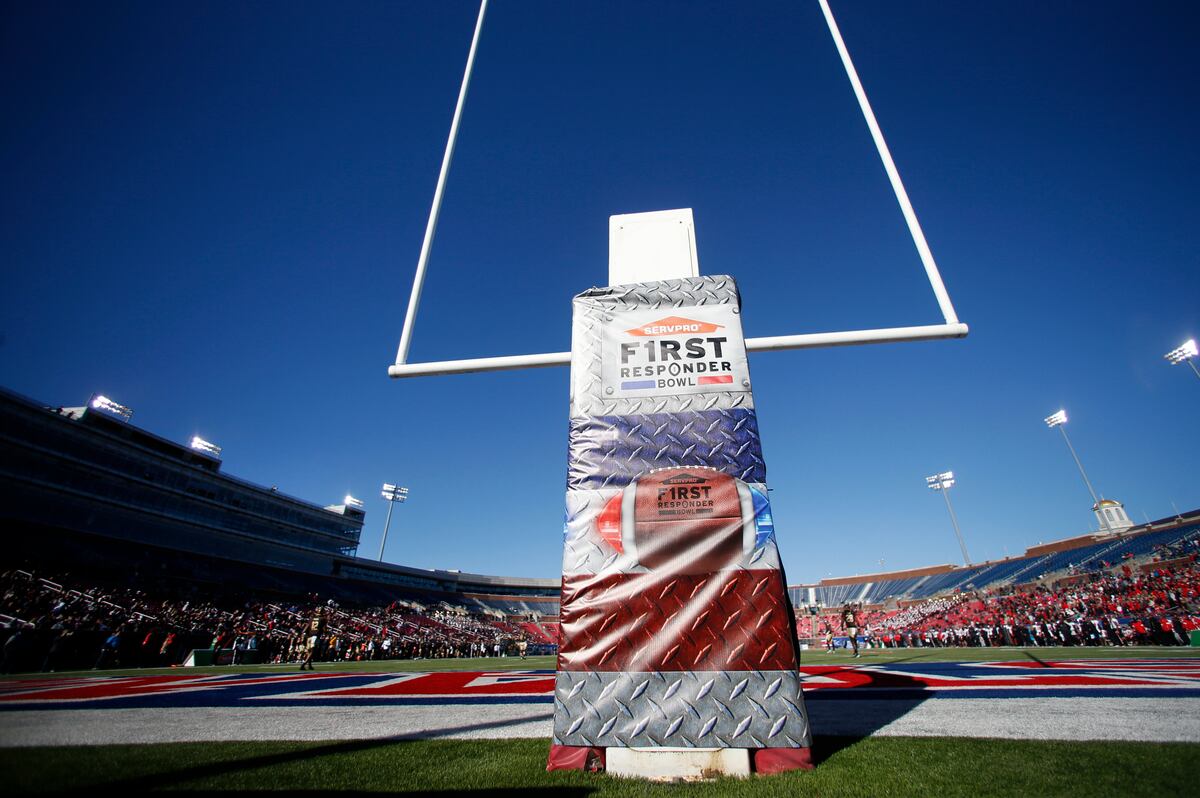 Houston DL Sedrick Williams Says He Has Heart Complications from COVID ...