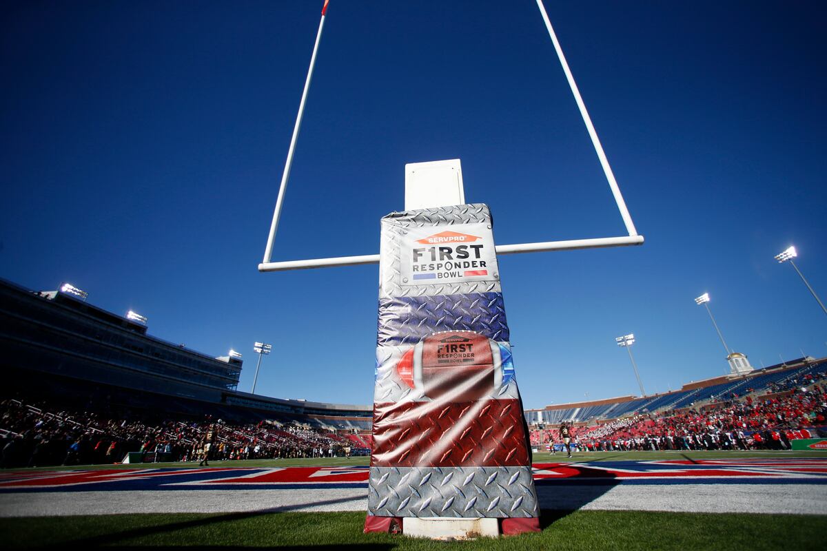 The Spring League to Be 1st Football League to Use Bubble for October ...