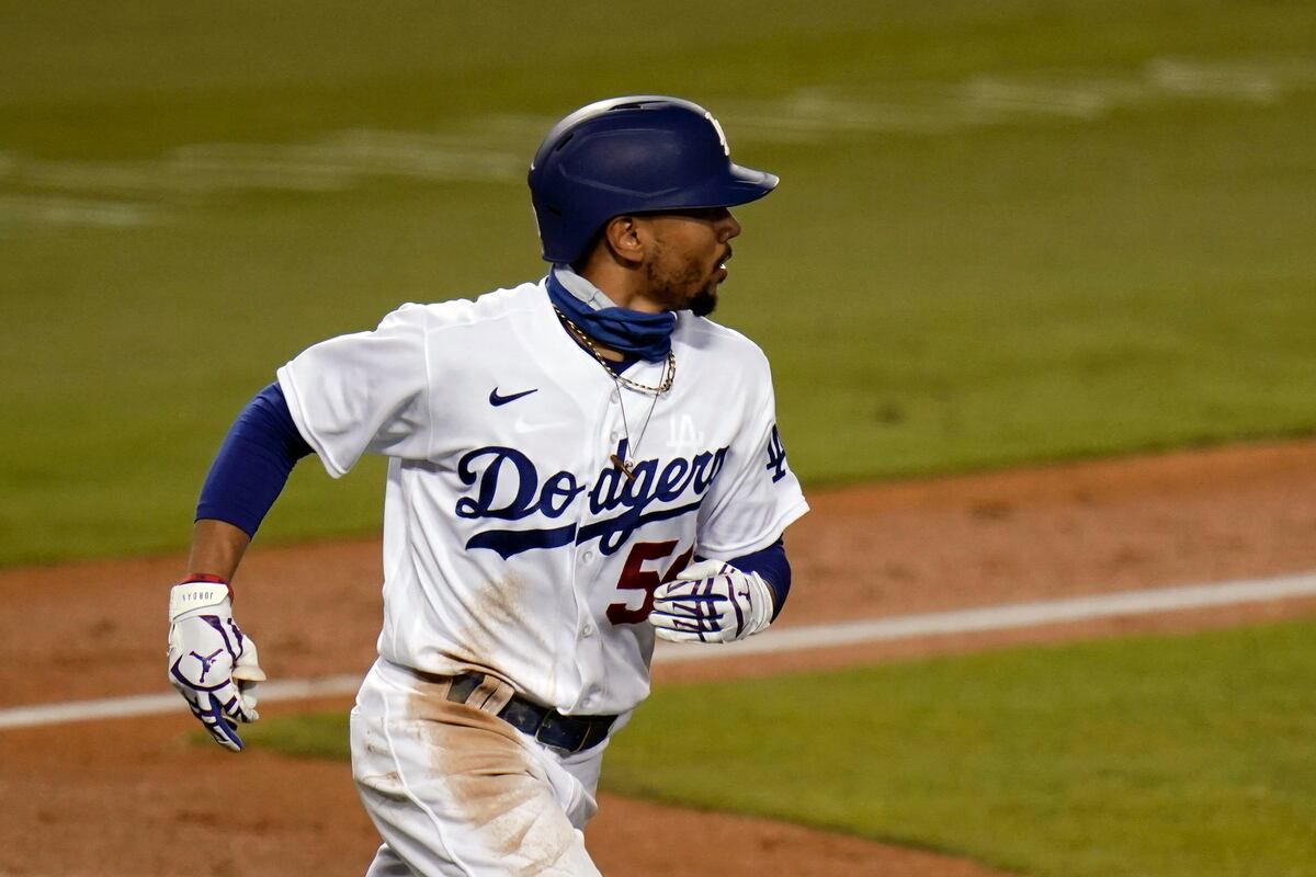 Watch Dodgers' Mookie Betts Tie MLB Record with 6th Career 3-HR Game ...