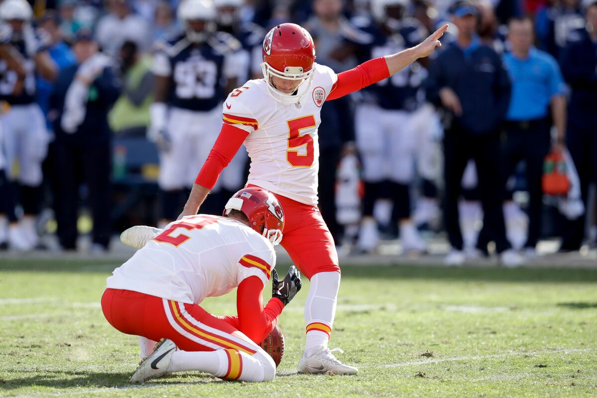 Ex-Chiefs Kicker Cairo Santos, Bears Reportedly Agree to Contract ...