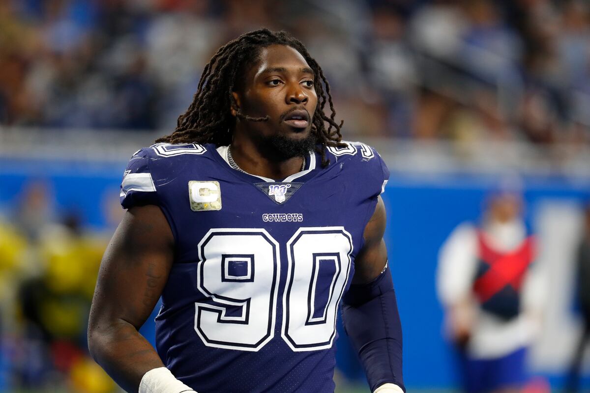 Cowboys Rumors: DeMarcus Lawrence Agrees to 1-Year Contract Extension ...