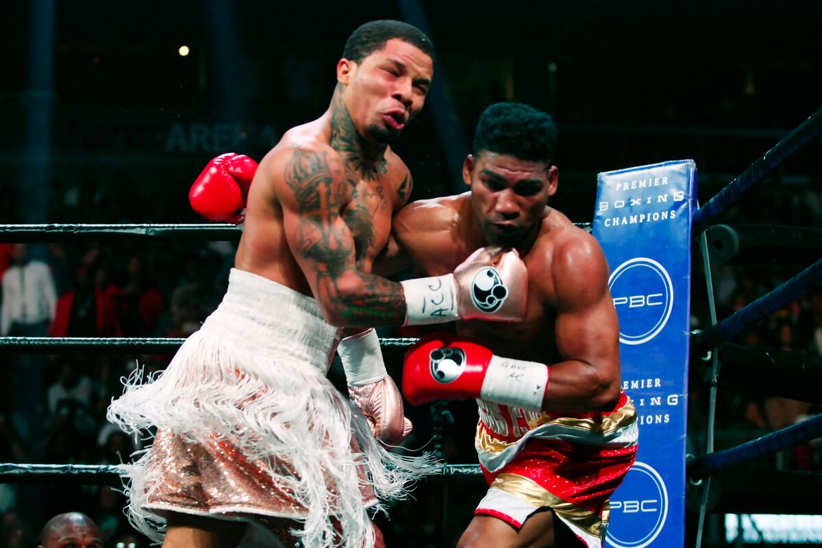 Gervonta Davis vs. Leo Santa Cruz Title Fight Scheduled for Oct. 31 ...