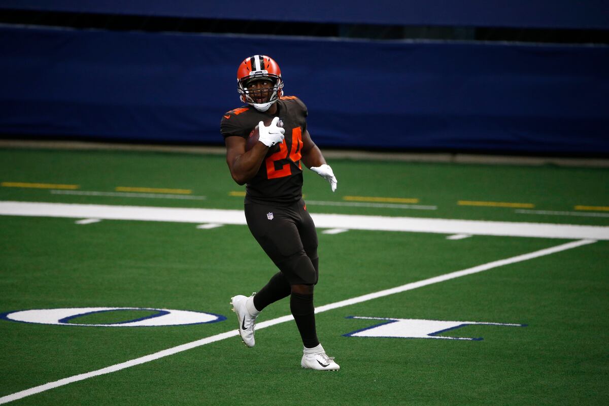 Report: Browns 'Hopeful' Nick Chubb Will Return from Injury vs. Texans ...