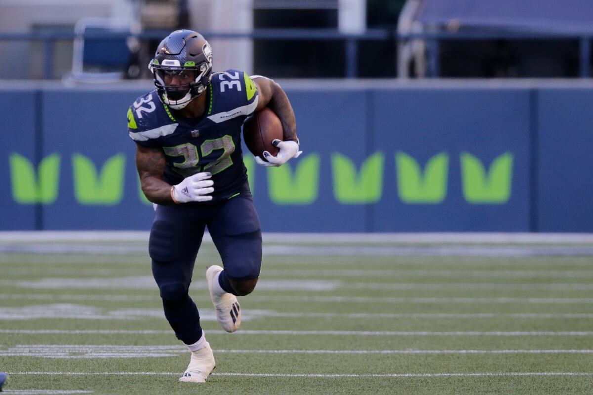 Seahawks' Chris Carson Says Tackle by Cowboys' Trysten Hill a 'Bulls--t ...