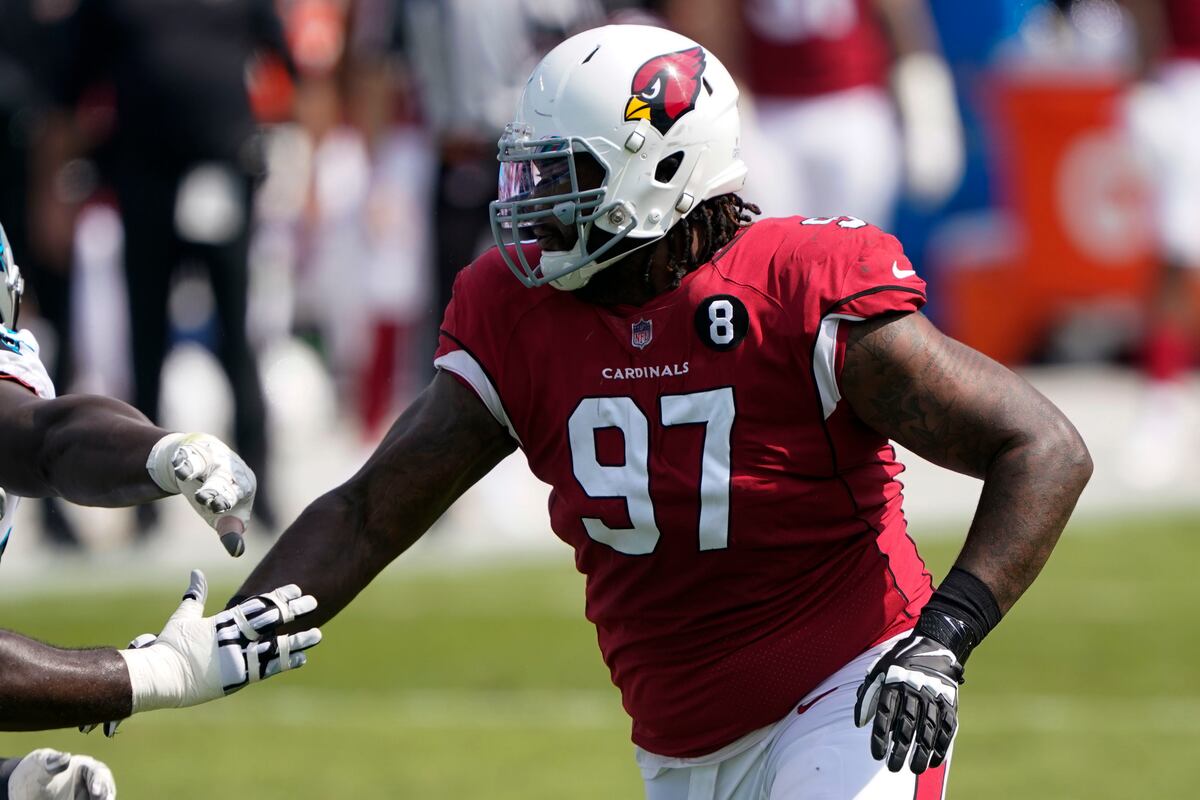 Jordan Phillips to Attend Father's Funeral, Play on MNF After Deleting ...
