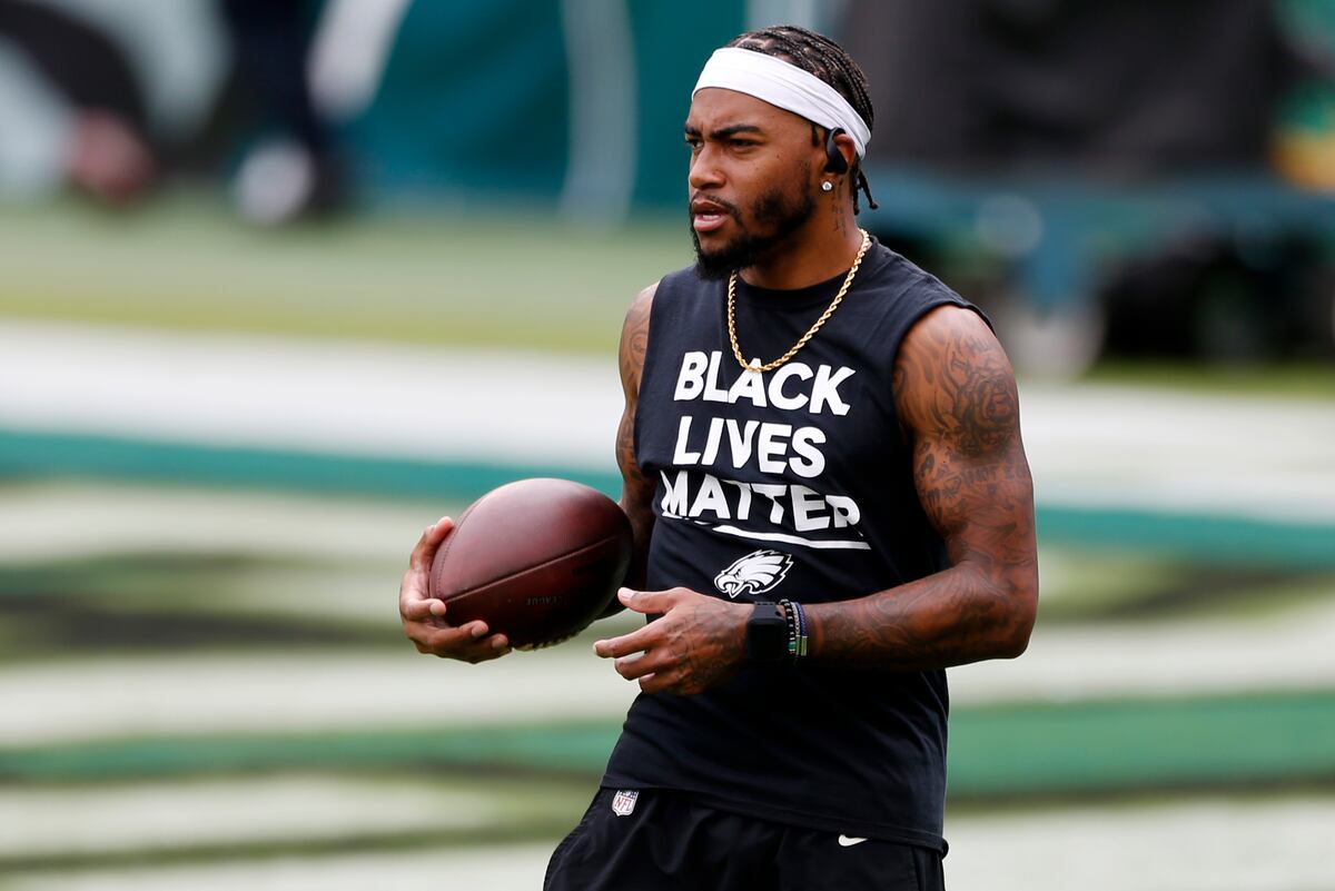 Eagles' DeSean Jackson Carted off vs. Giants with Apparent Leg Injury ...