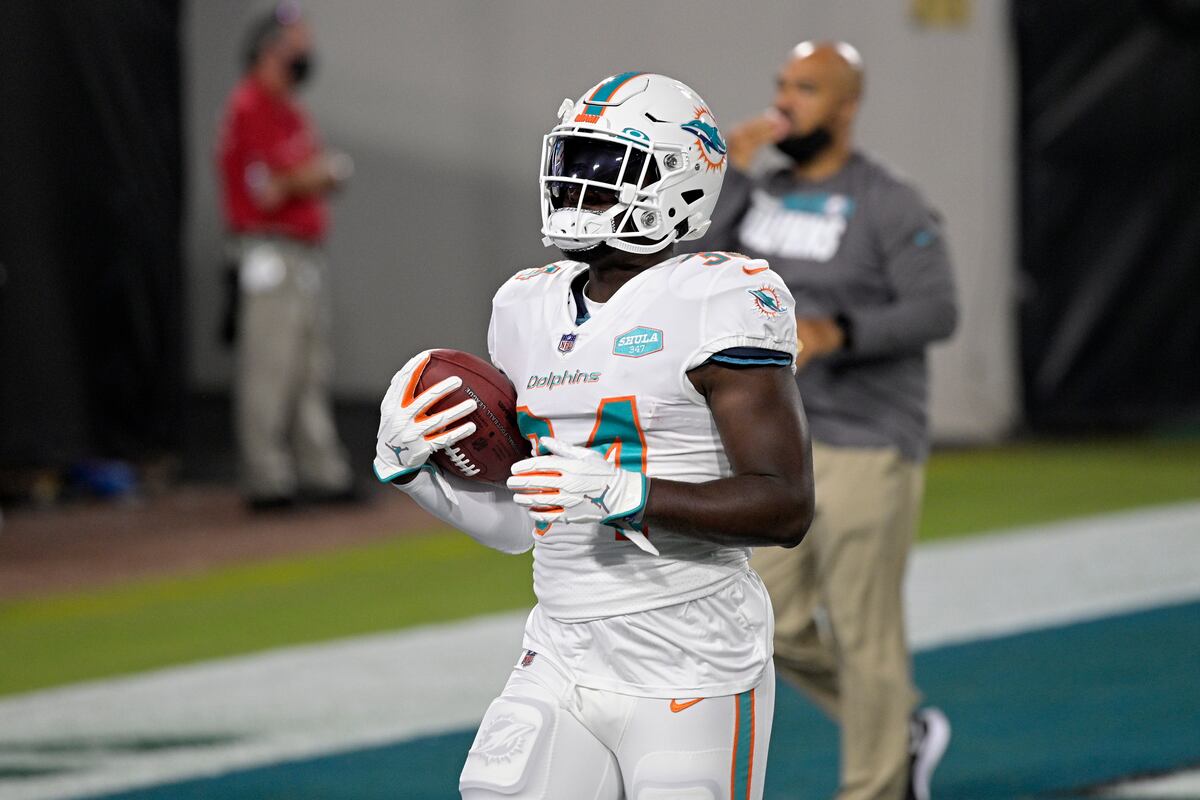 Dolphins Trade Rumors: Jordan Howard Available Ahead of NFL Deadline ...