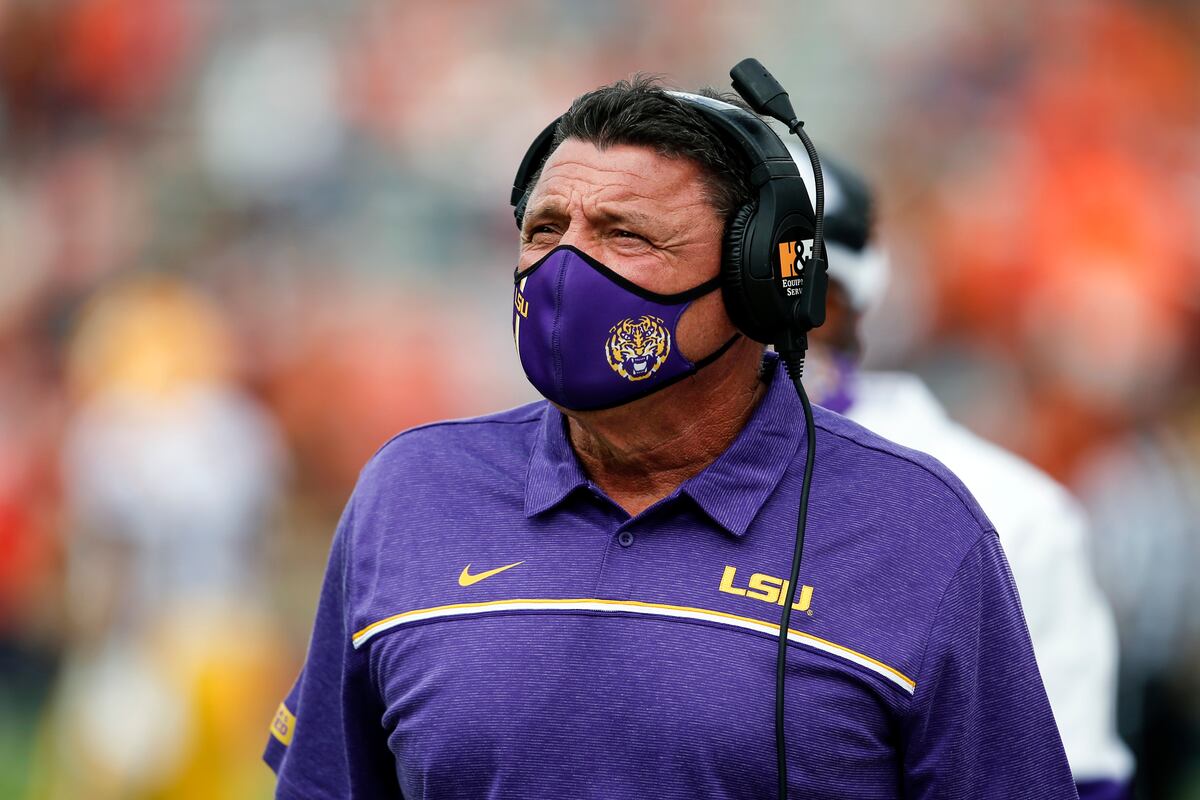 Ed Orgeron Says LSU Has COVID-19 Outbreak; 4 Players Reportedly Test ...