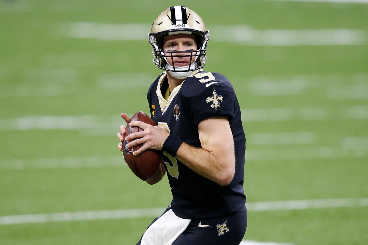 Report: Saints 'Bracing' for Drew Brees 'To Miss Some Time' with Rib ...