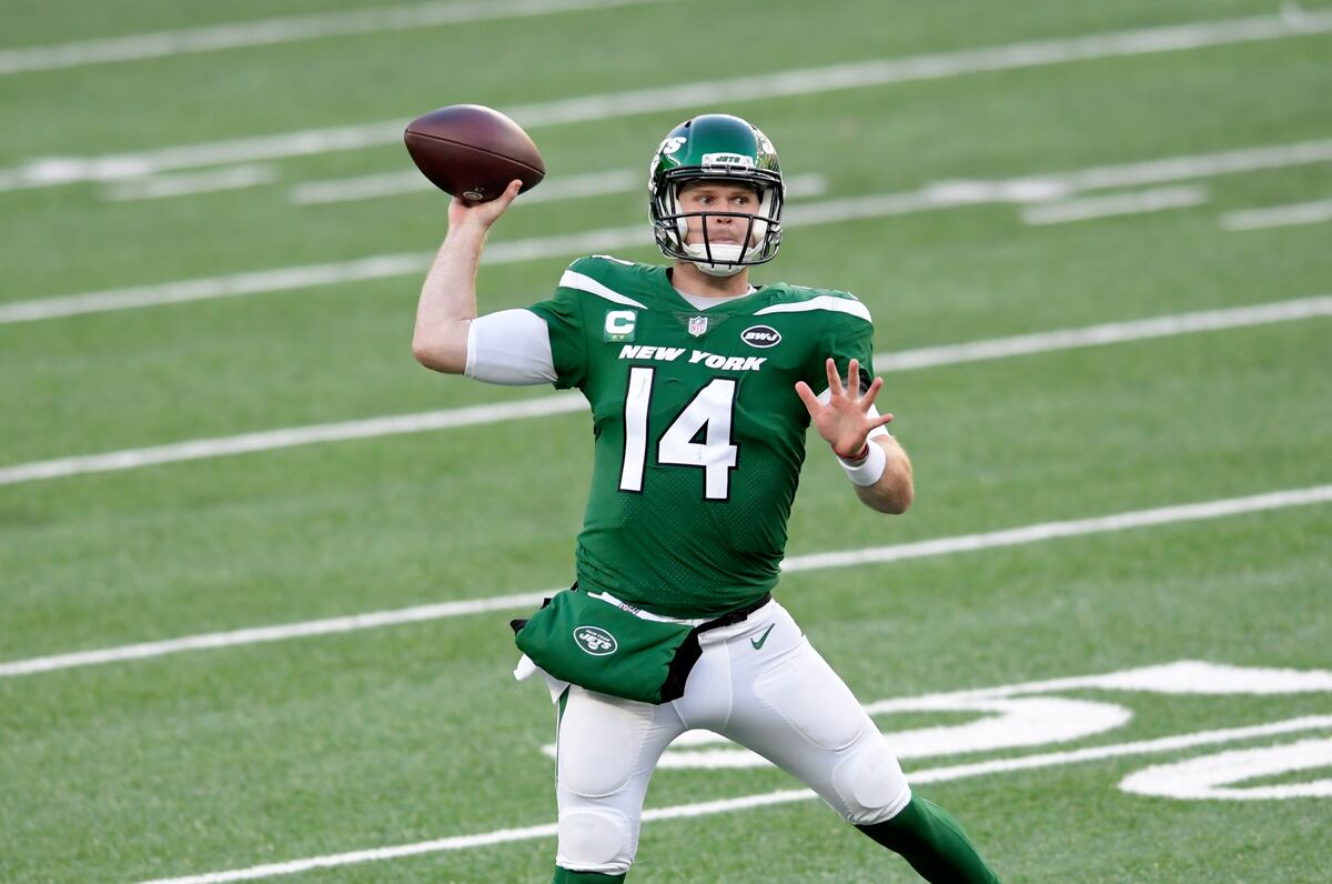 Sam Darnold, Jets Remain Winless After Raiders Score on Henry Ruggs ...