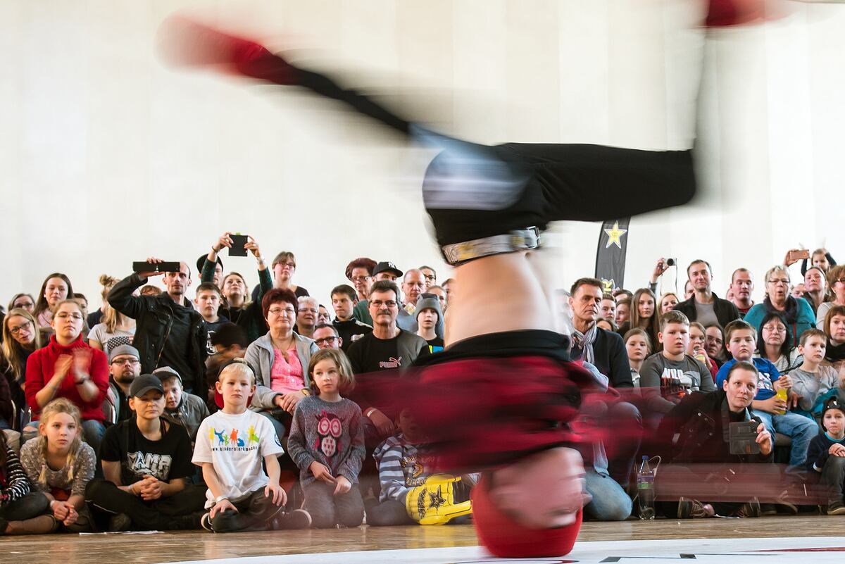 Breakdancing Officially Named an Olympic Sport; Will Debut at 2024 ...