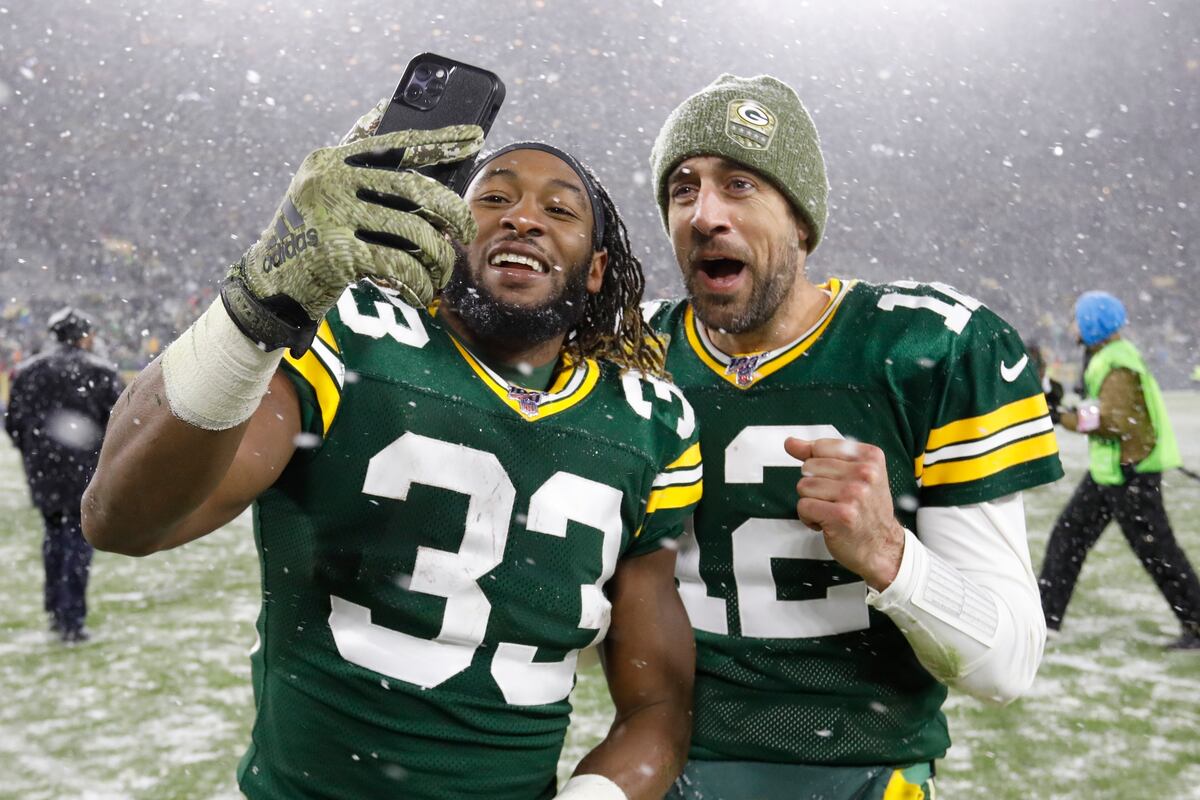 Packers' Aaron Jones Believes Aaron Rodgers Will Win 2020 NFL MVP Award ...