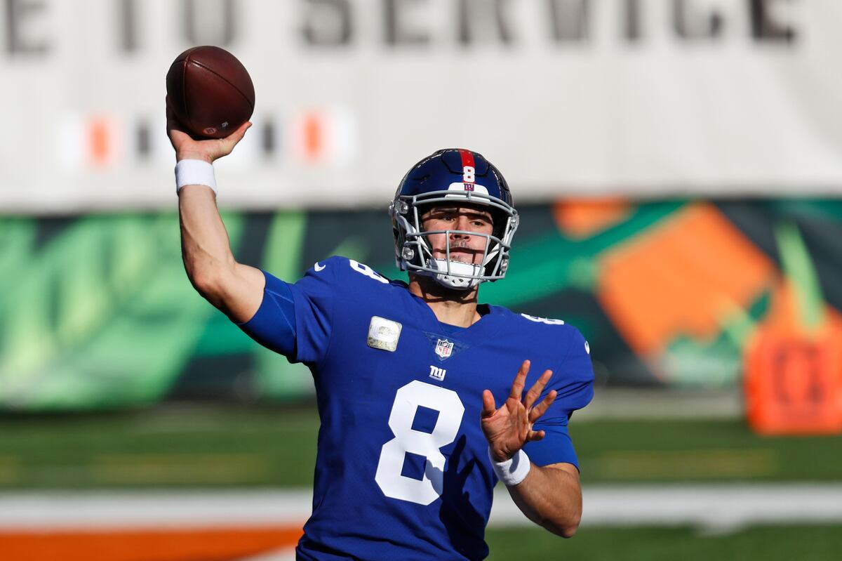 Giants Rumors: Daniel Jones to Return from Injury, Start at QB vs ...