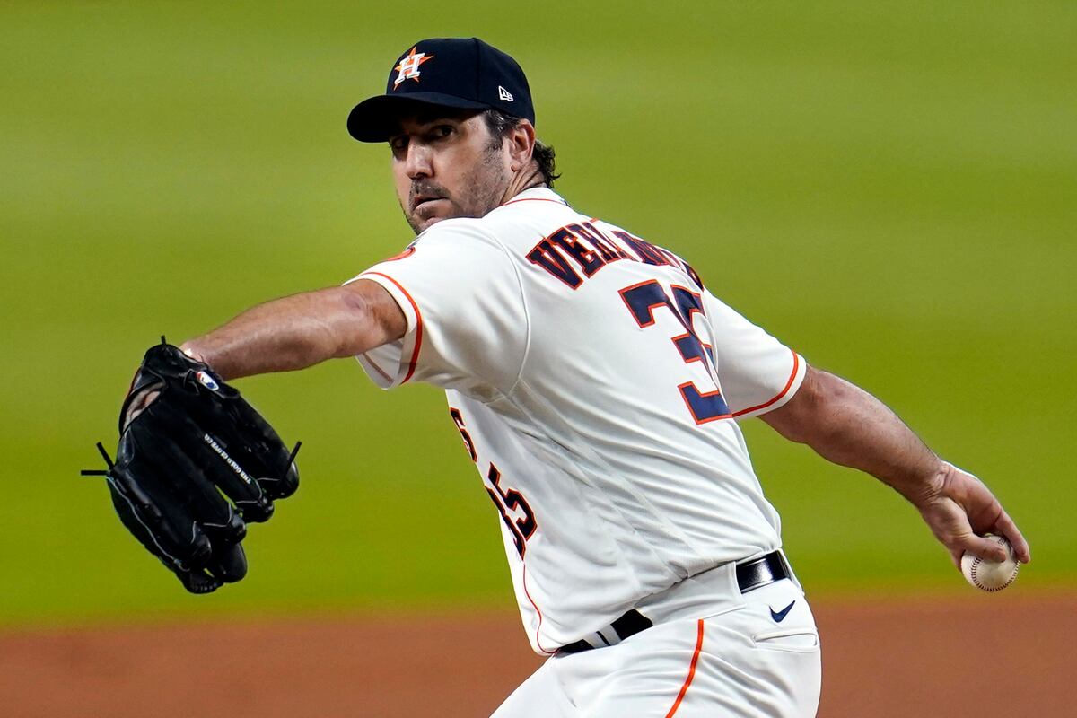 Justin Verlander Hopes to Pitch in 2021 After Tommy John Surgery ...