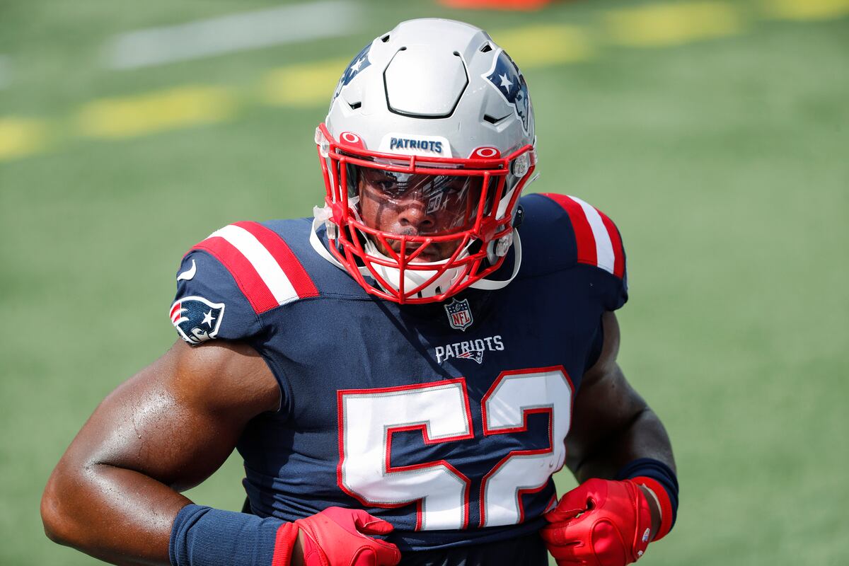 Patriots' Brandon Copeland, 19 NFL Stars Deliver $160K in Gifts to 200 ...