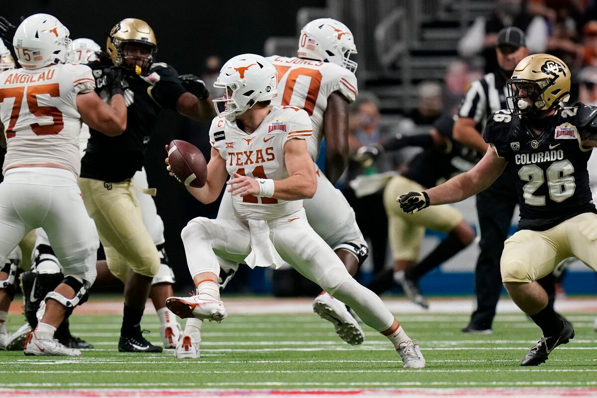 Texas' Sam Ehlinger Ruled Out for Alamo Bowl vs. Colorado with Shoulder ...