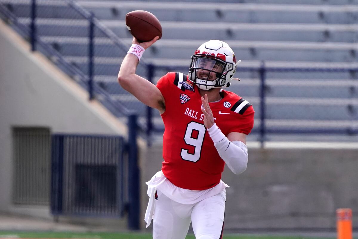 Drew Plitt, Ball State Beat No. 22 San Jose State in 2020 Arizona Bowl ...